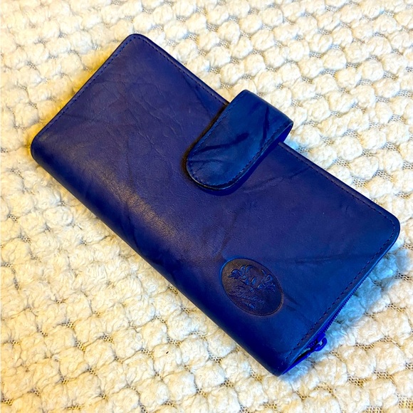 Buxton | Accessories | Vibrant Blue Wallet Buxton | Poshmark
